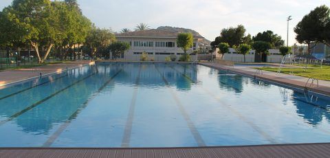 Nuevos horarios en la Piscina del Club
